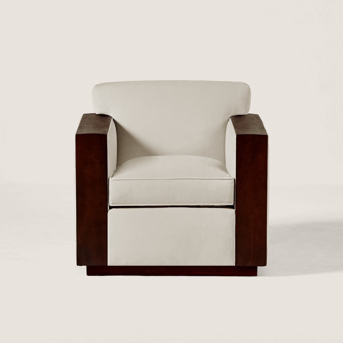 Ralph Lauren Modern Metropolis Sofa | Baci Living Room